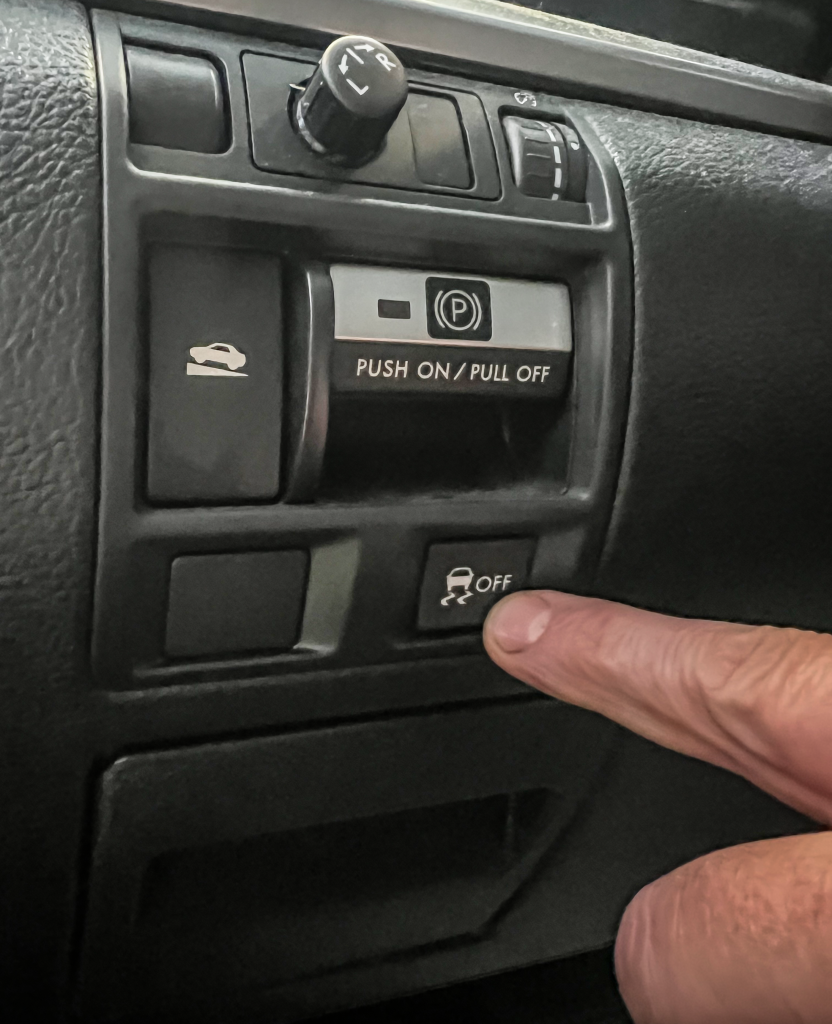 What does the VSC and TRAC OFF light mean on my Toyota? | Tim Quality ...